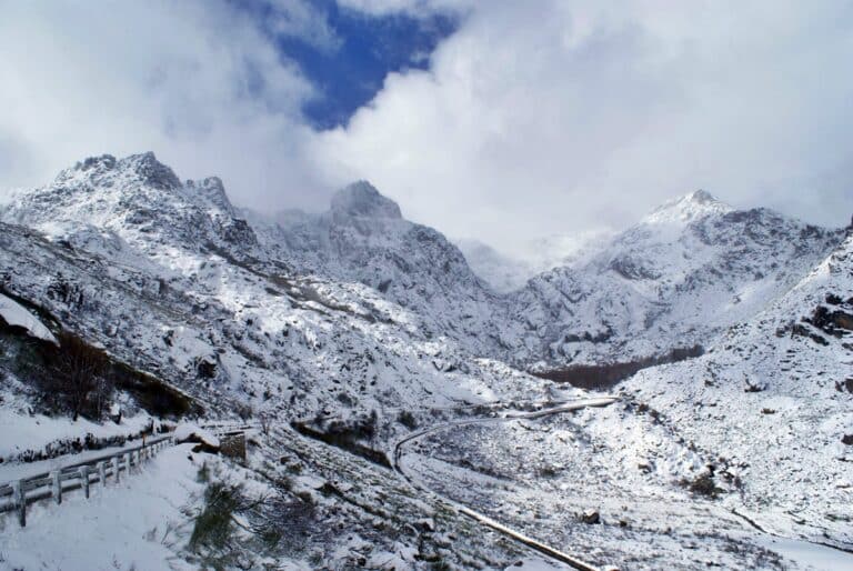 Serra da Estrela Snow Clearing Center Reinforced with Three New ...